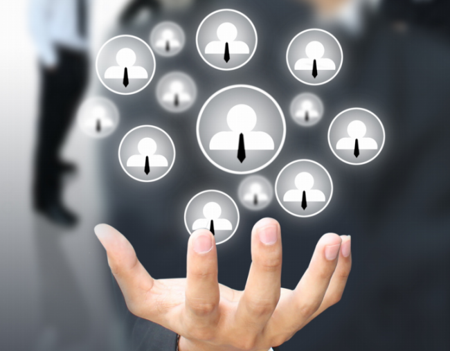 Altos Directivos vs Redes Sociales